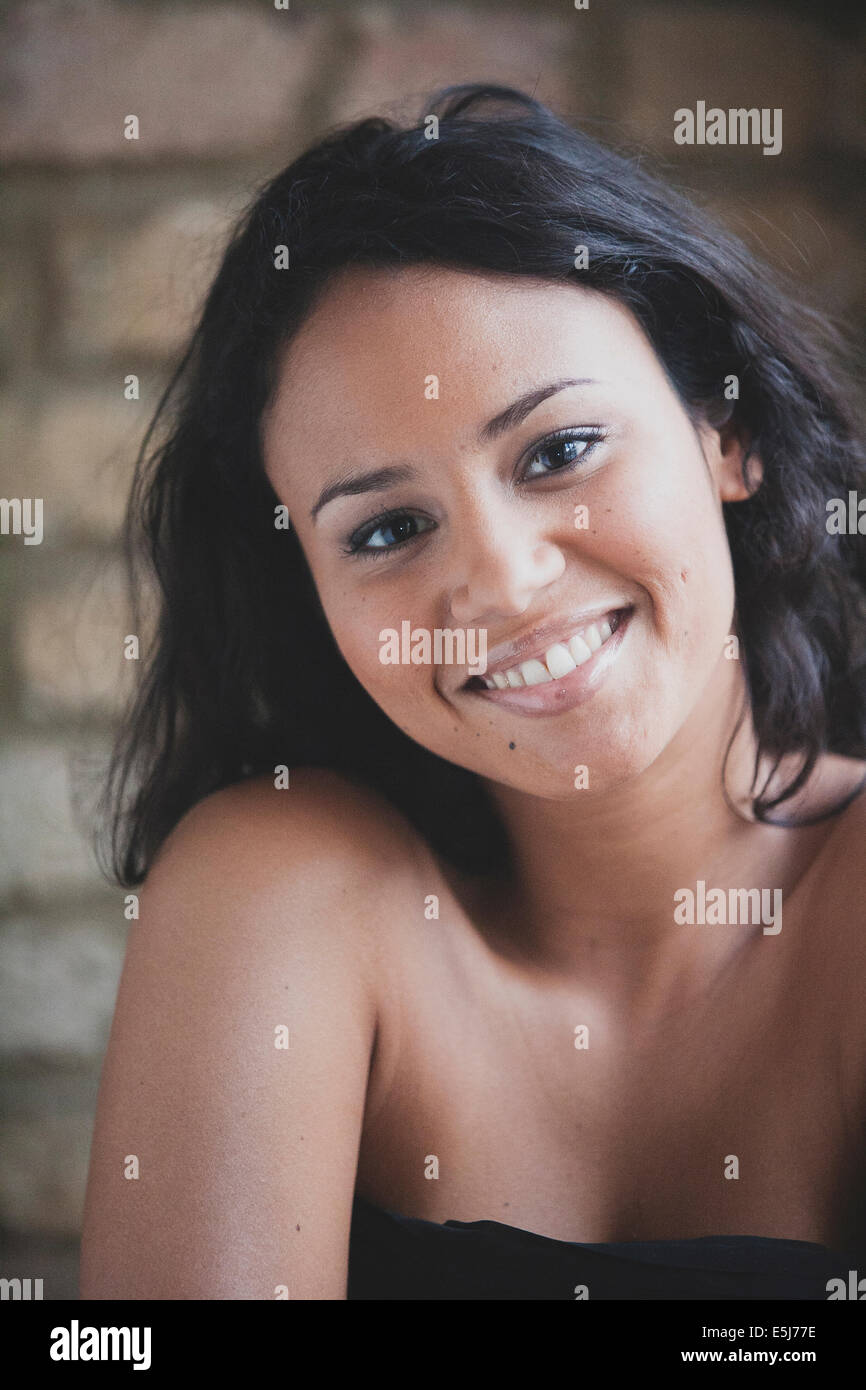 Cape Verdean singer Mayra Andrade Stock Photo - Alamy