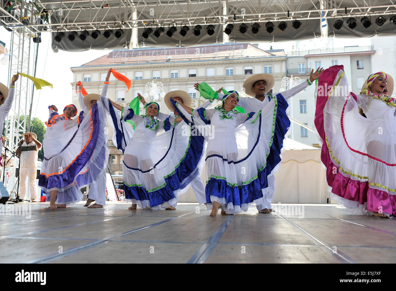 Folk group Colombia Folklore Foundation from Santiago de Cali,Colombia ...