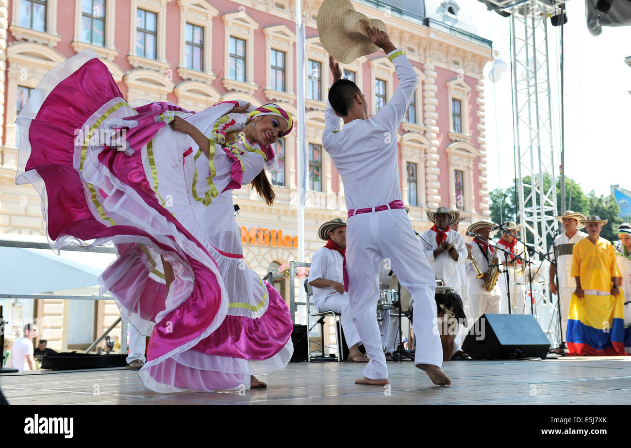 Folk group Colombia Folklore Foundation from Santiago de Cali,Colombia ...