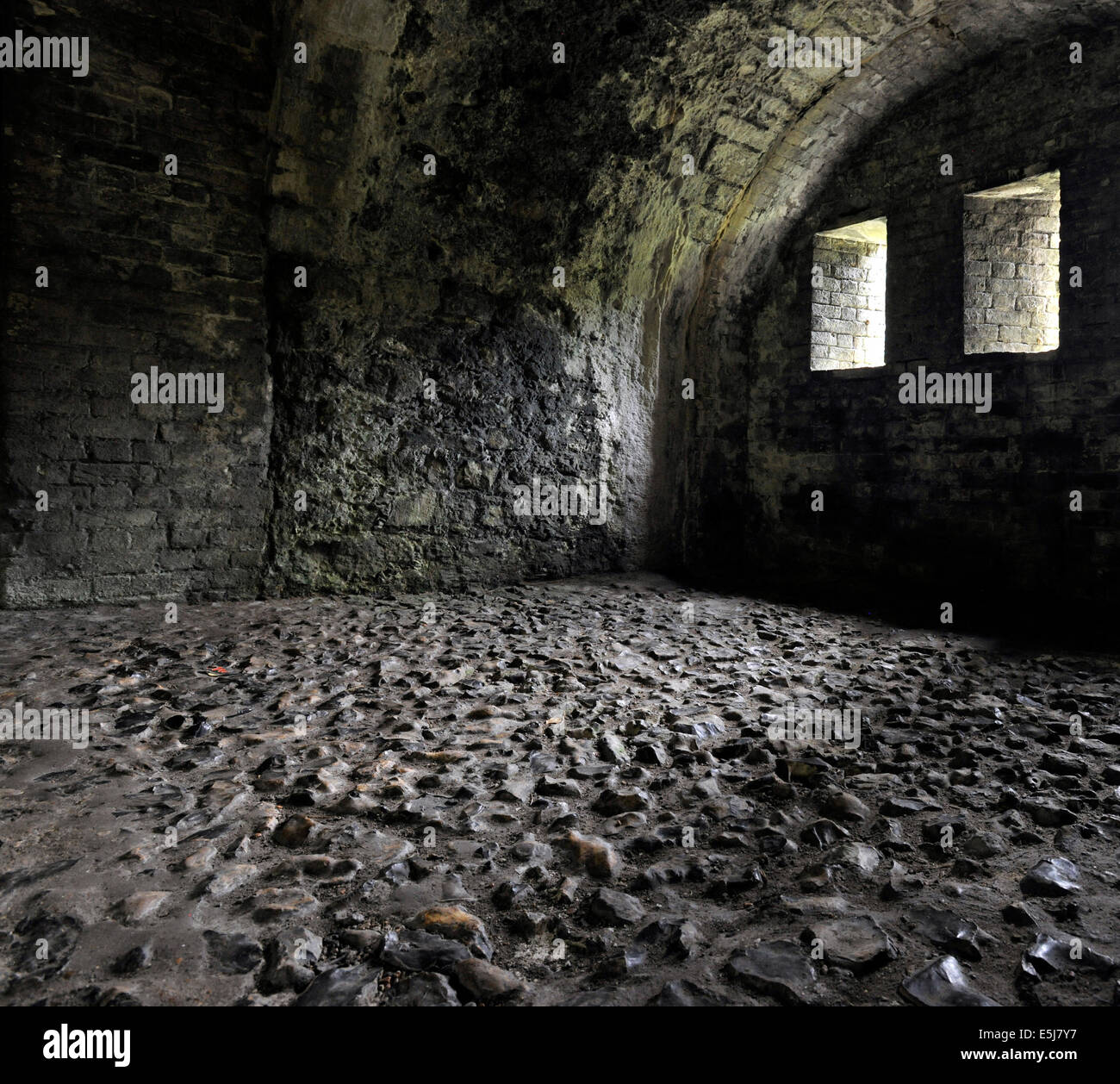 Medieval tunnels hi-res stock photography and images - Alamy