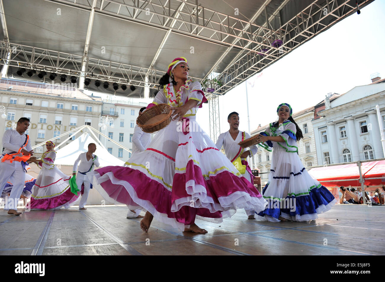 Folk group Colombia Folklore Foundation from Santiago de Cali,Colombia ...