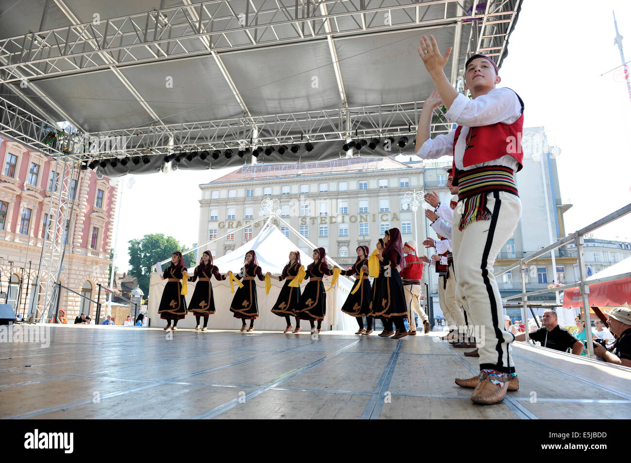 Macedonian People Culture