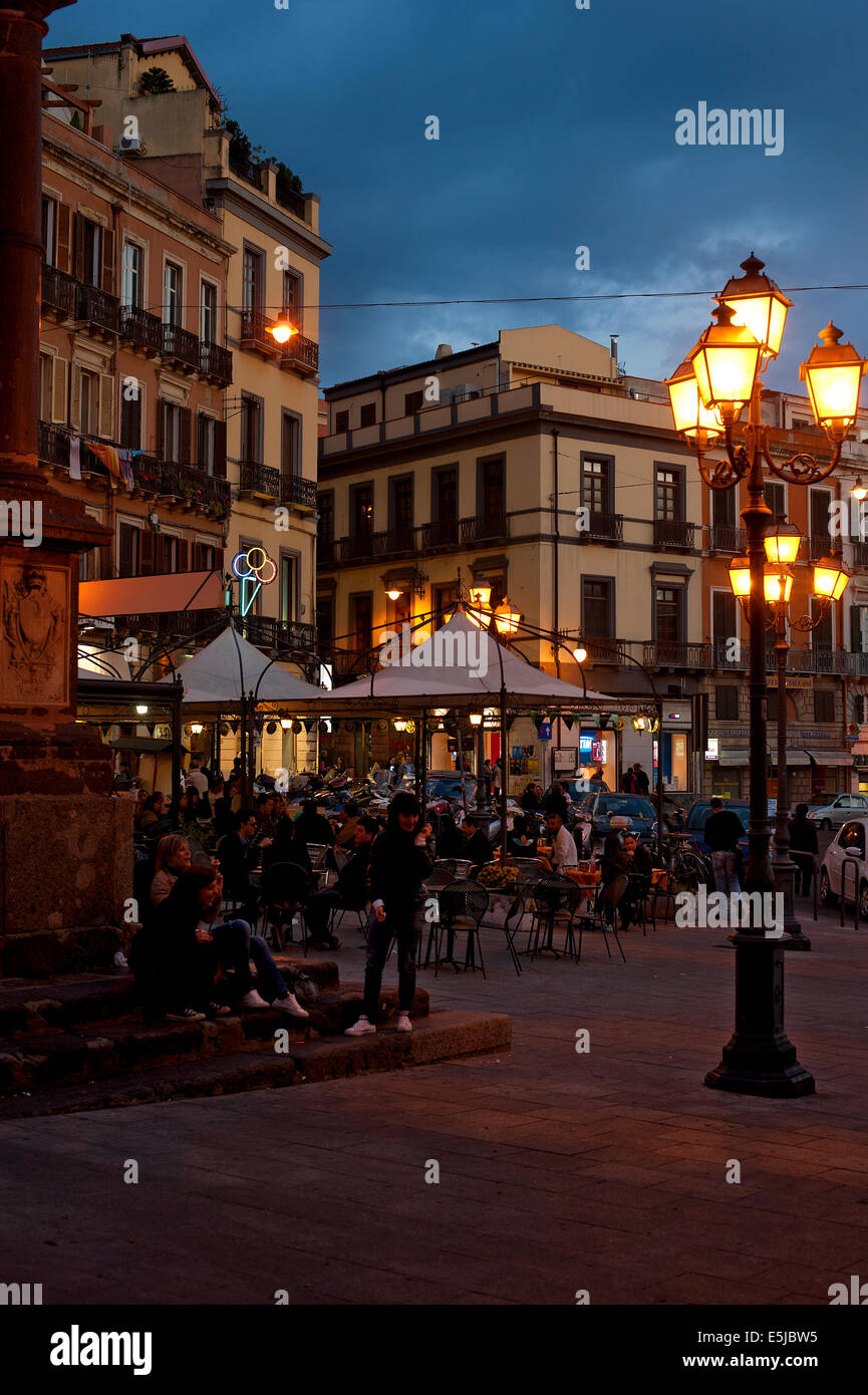 Piazza yenne hi-res stock photography and images - Alamy