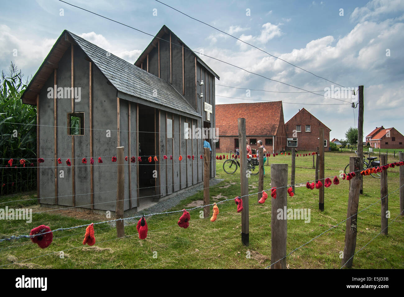 Wire of Death / Dodendraad, electric fence to control the Dutch-Belgian ...