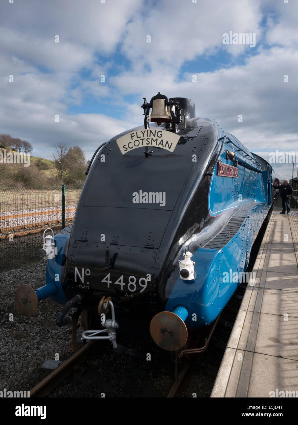 Lner class a4 steam engine hi-res stock photography and images - Alamy