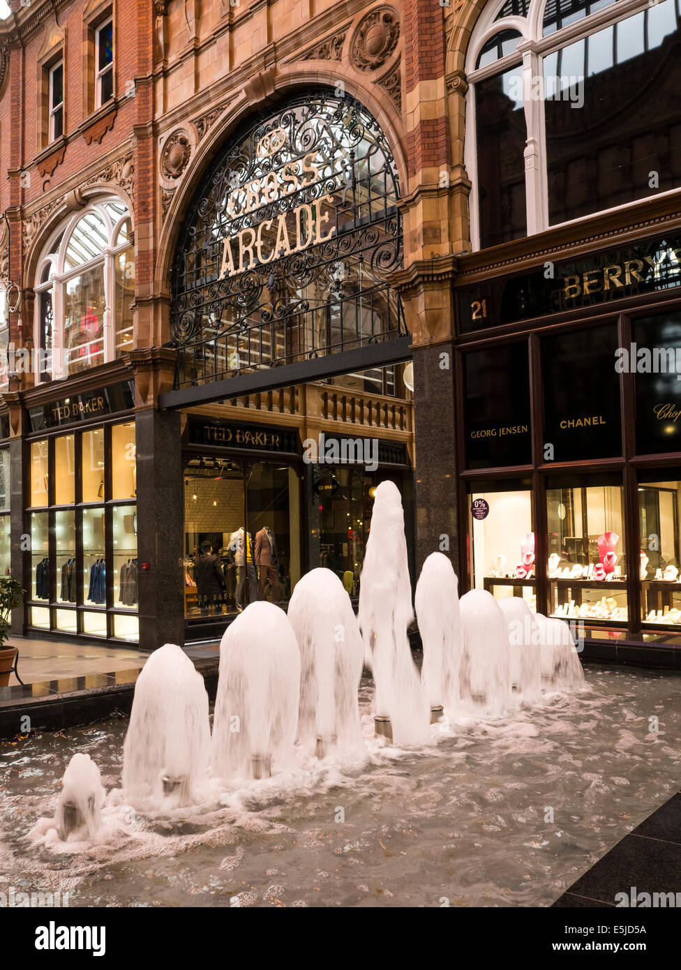 Victorian Arcade, Leeds City Centre, Yorkshire Stock Photo - Alamy