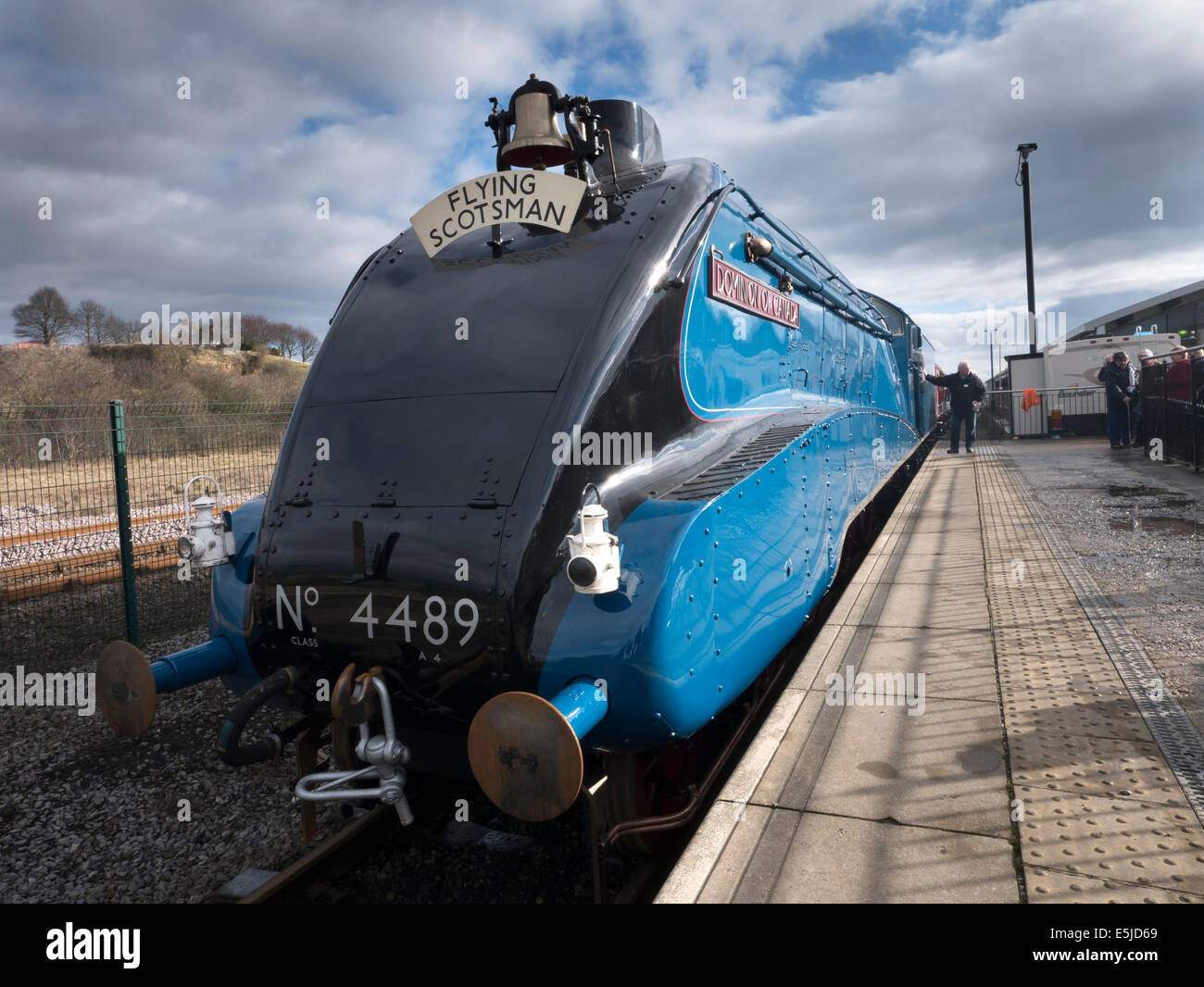 Lner class a4 4489 dominion of canada hi-res stock photography and ...