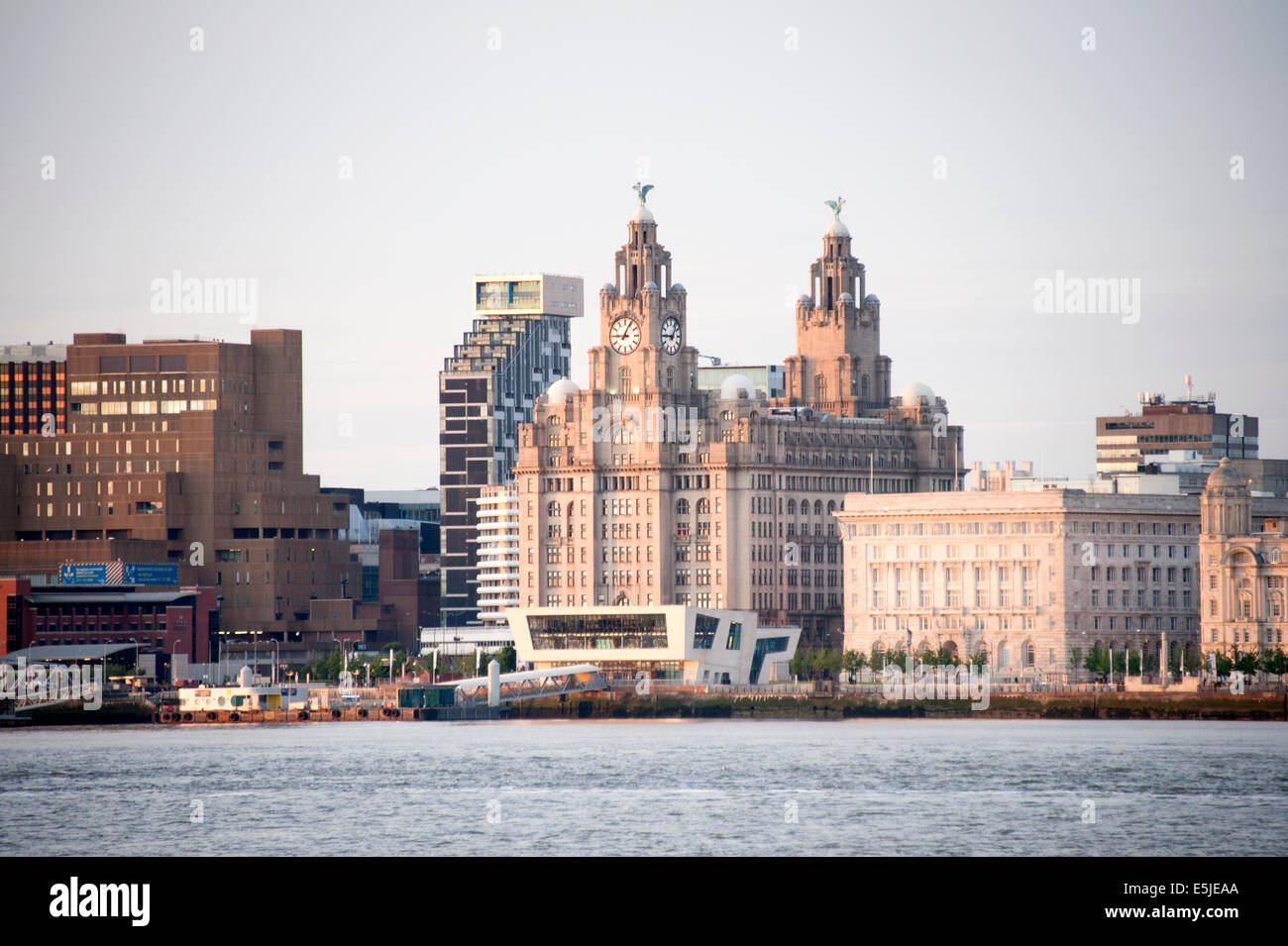 Liverpool Liver Building Waterfront Skyline Sunset Stock Photo - Alamy