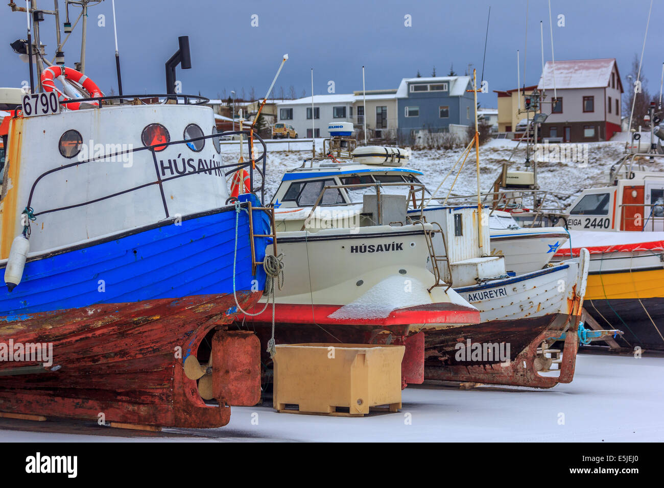 Water boat boats hi-res stock photography and images - Alamy
