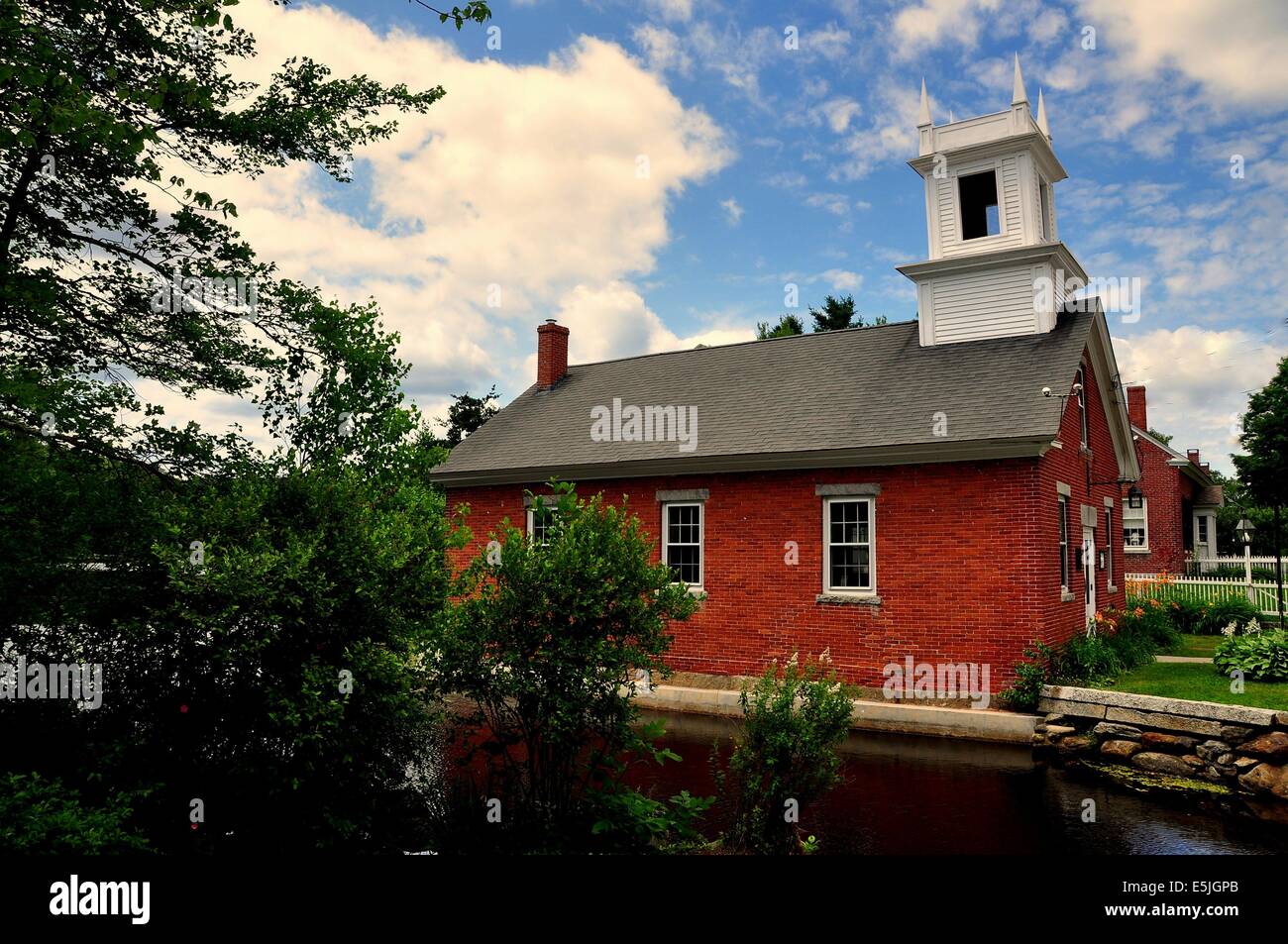 Harrisville new hampshire hi-res stock photography and images - Alamy