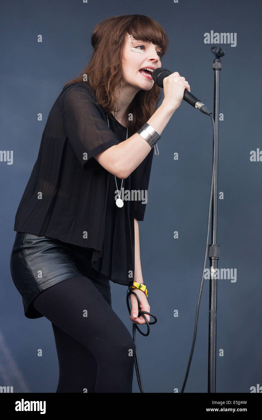 Chicago, Illinois, USA. 1st Aug, 2014. Vocalist LAUREN MAYBERRY of the ...