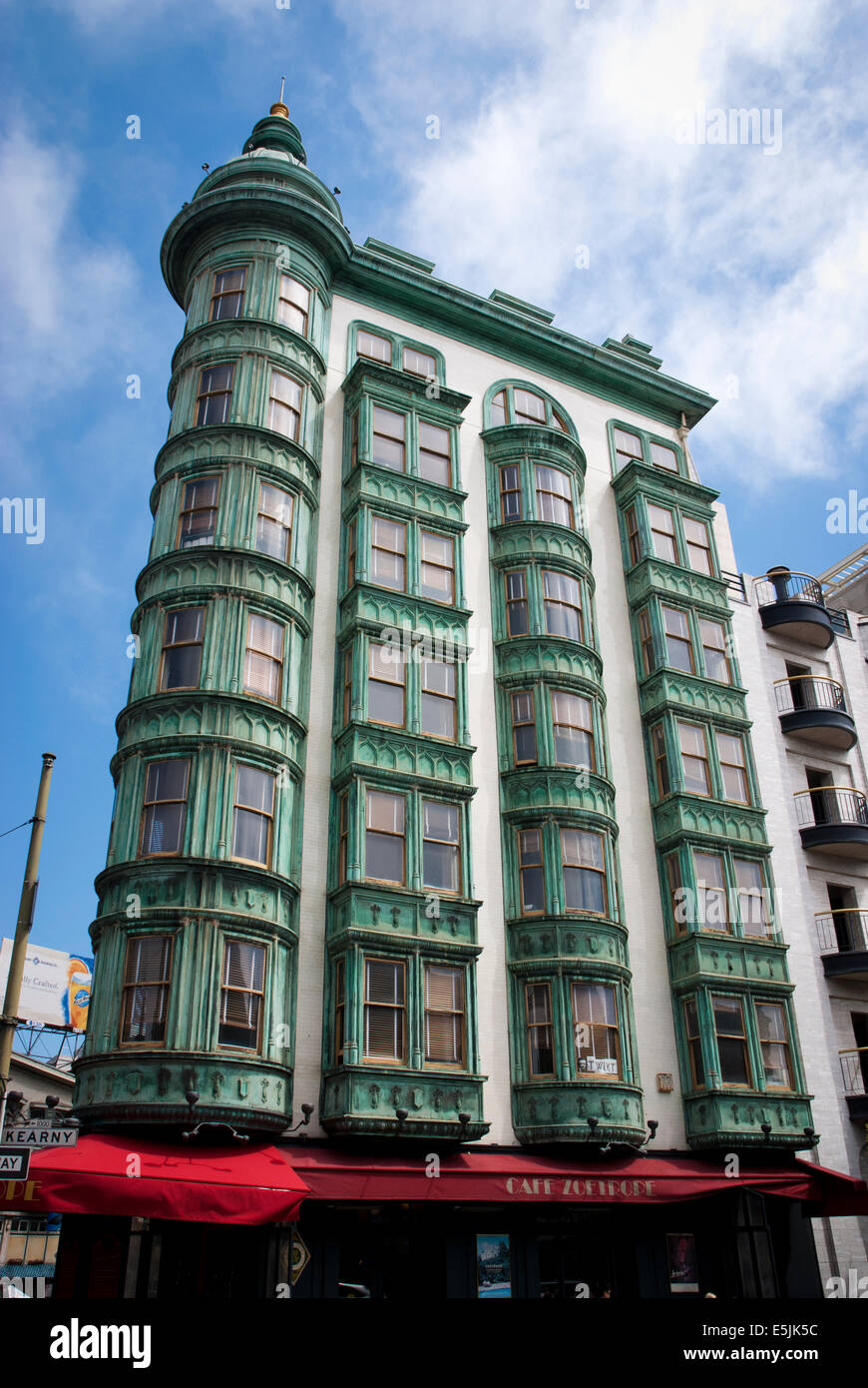 The Columbus Tower building and Cafe Zoetrope, San Francisco USA Stock ...