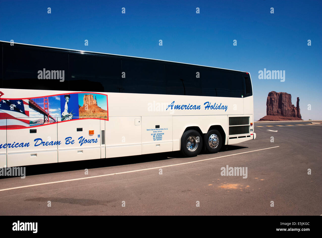 Tourist bus, Monument Valley Navajo Tribal Park, Arizona USA Stock ...