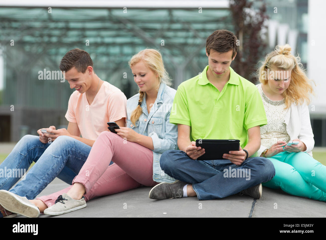 Three high school students together hi-res stock photography and images ...