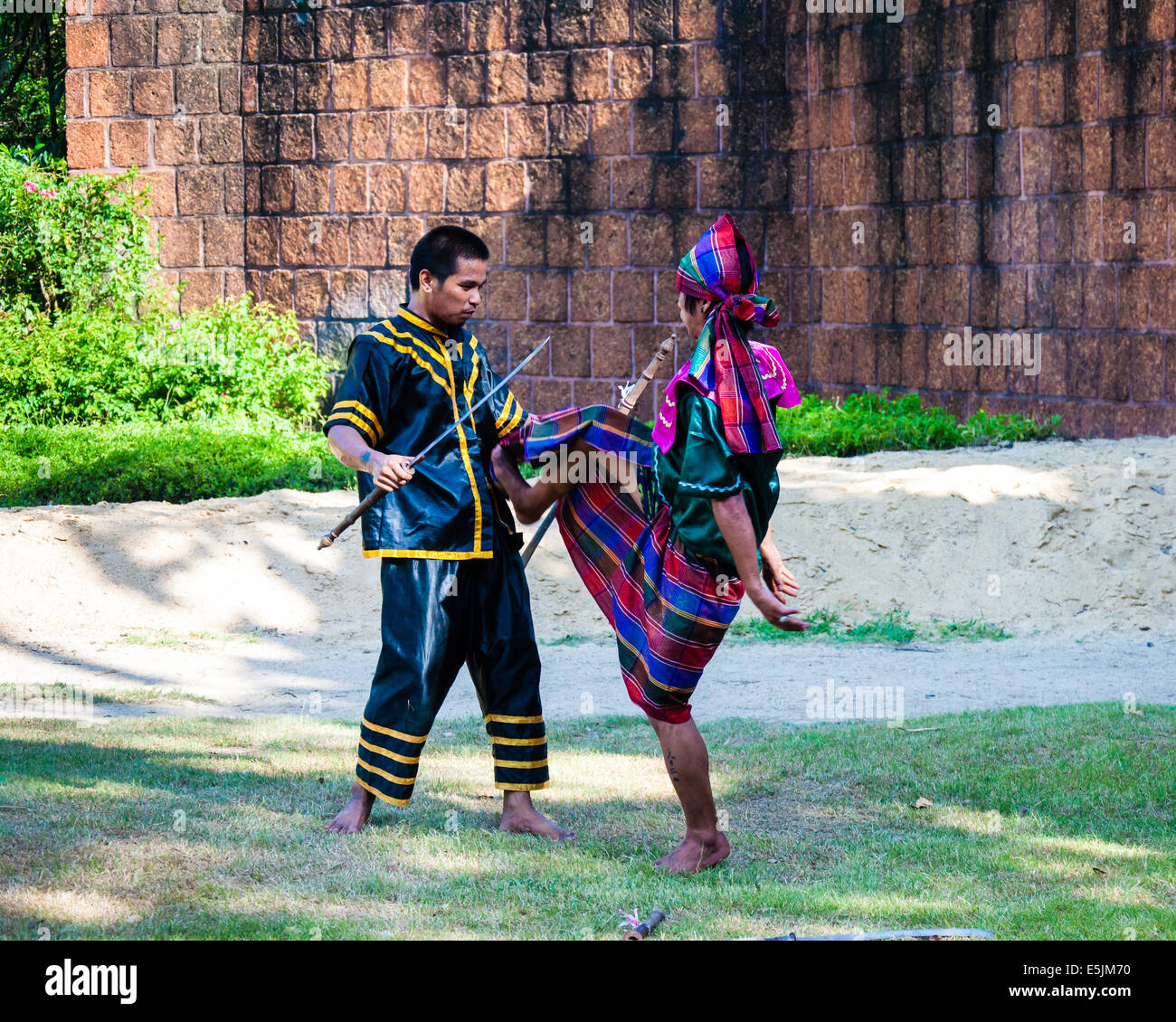 Traditional muay thai fight hi-res stock photography and images - Alamy