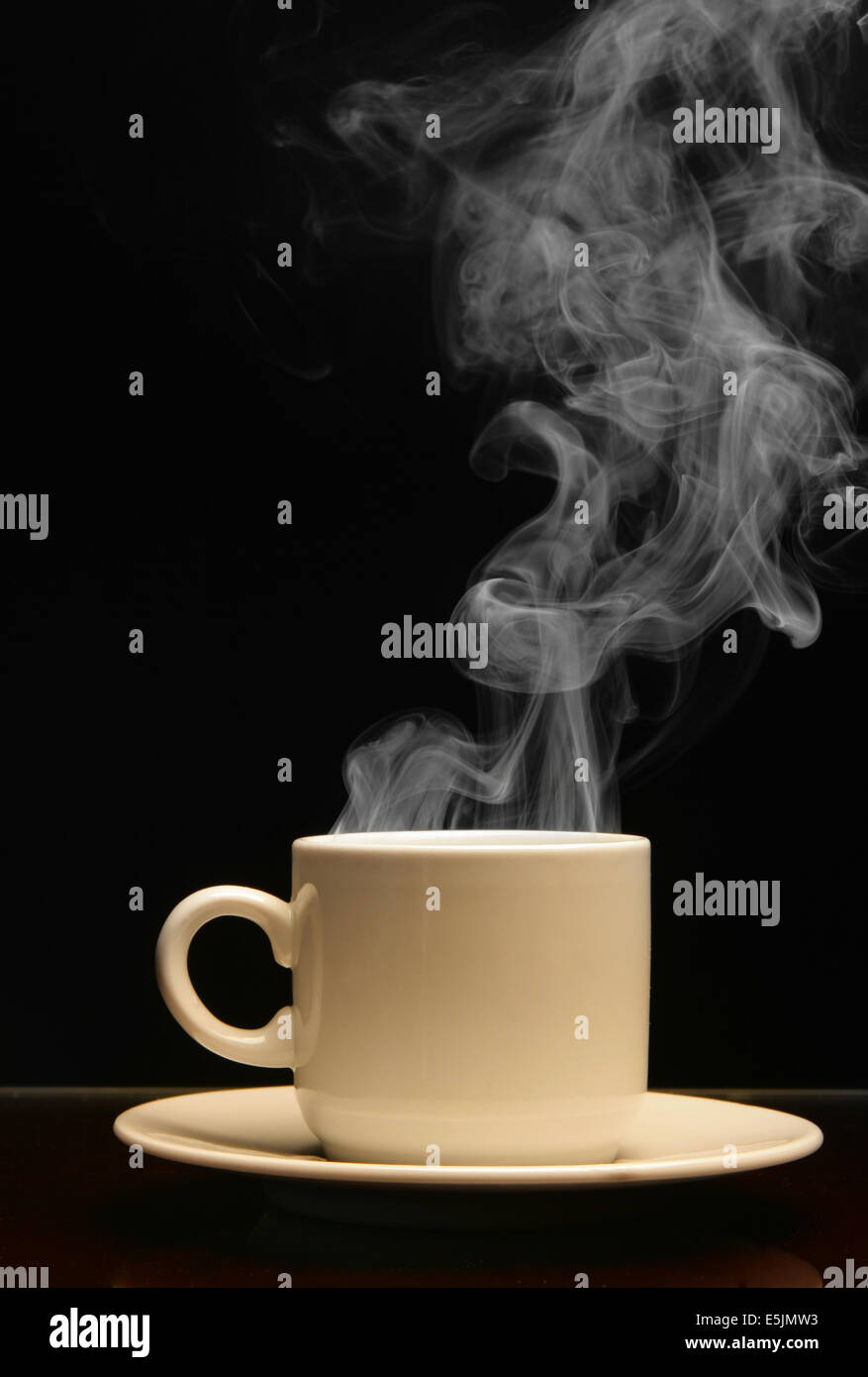 Hot drink cocoa steam hi-res stock photography and images - Alamy