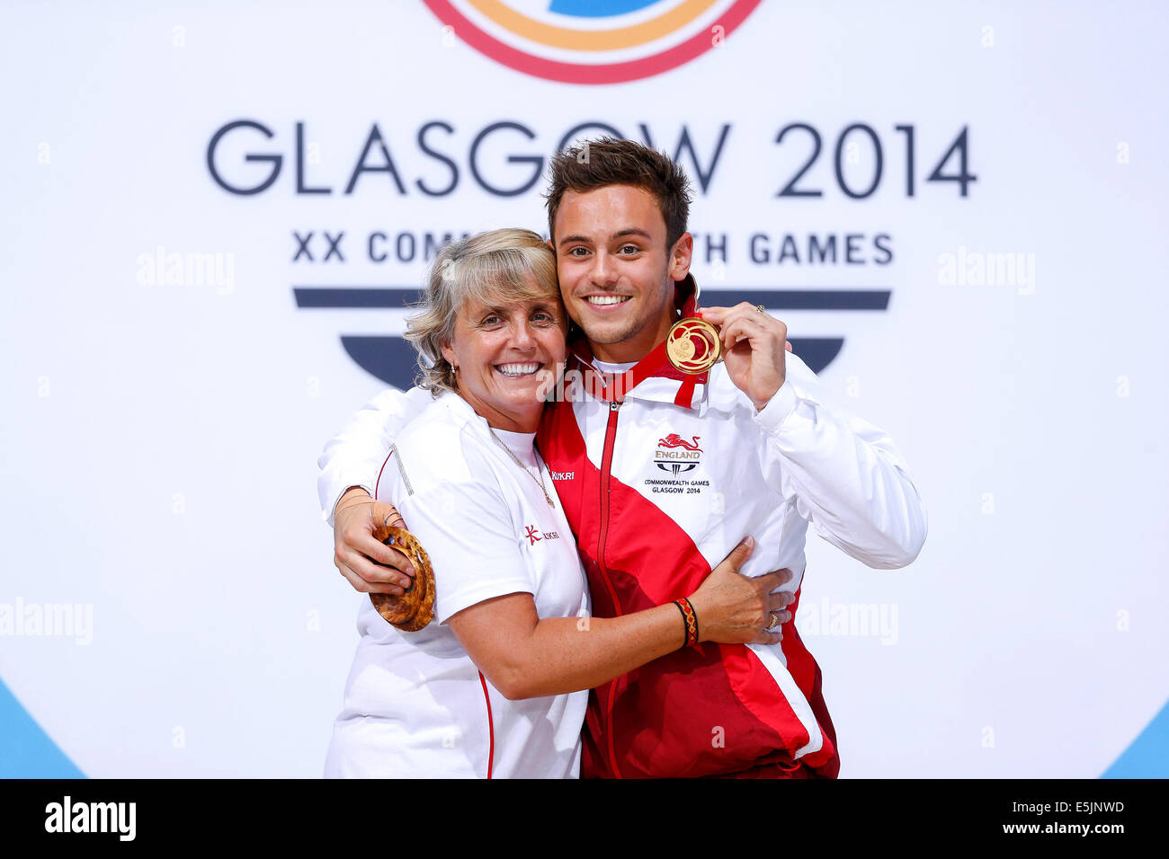 Tom daley gold medal hi-res stock photography and images - Alamy