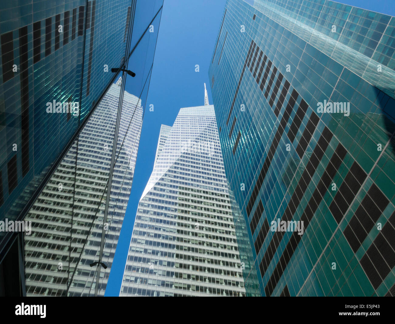 Bank of America Building among Skyscrapers in Midtown Manhattan, NYC ...