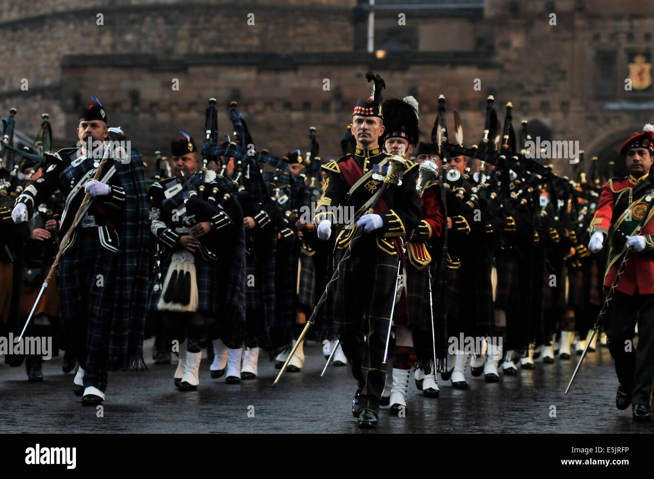 Scots Guards Pipers High Resolution Stock Photography and Images - Alamy
