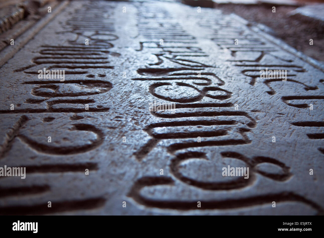Inscriptions on graves hi-res stock photography and images - Alamy