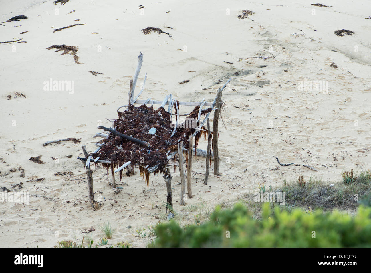 Sand shelter hi-res stock photography and images - Alamy