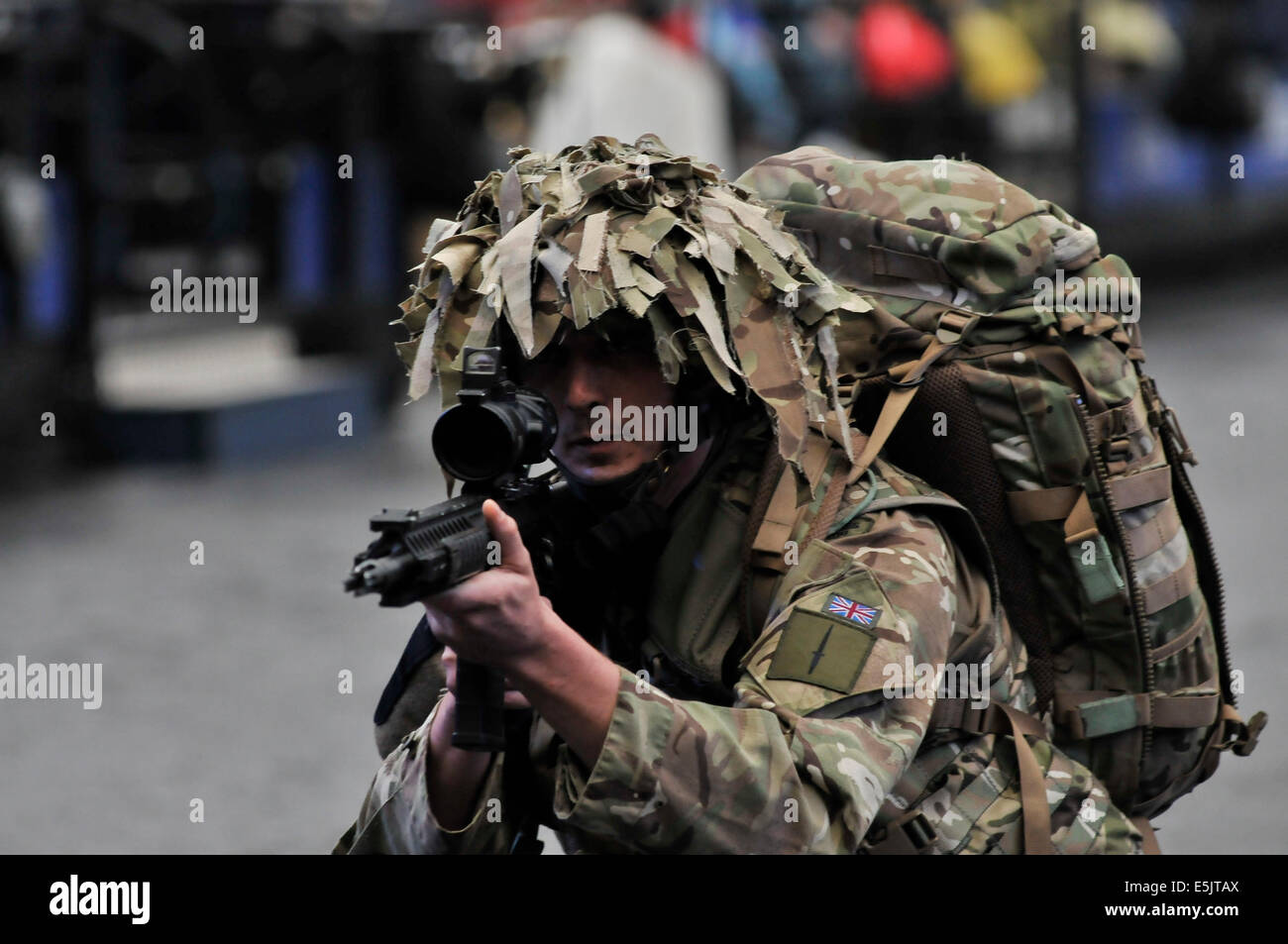 Royal marine commando uniform hi-res stock photography and images - Alamy
