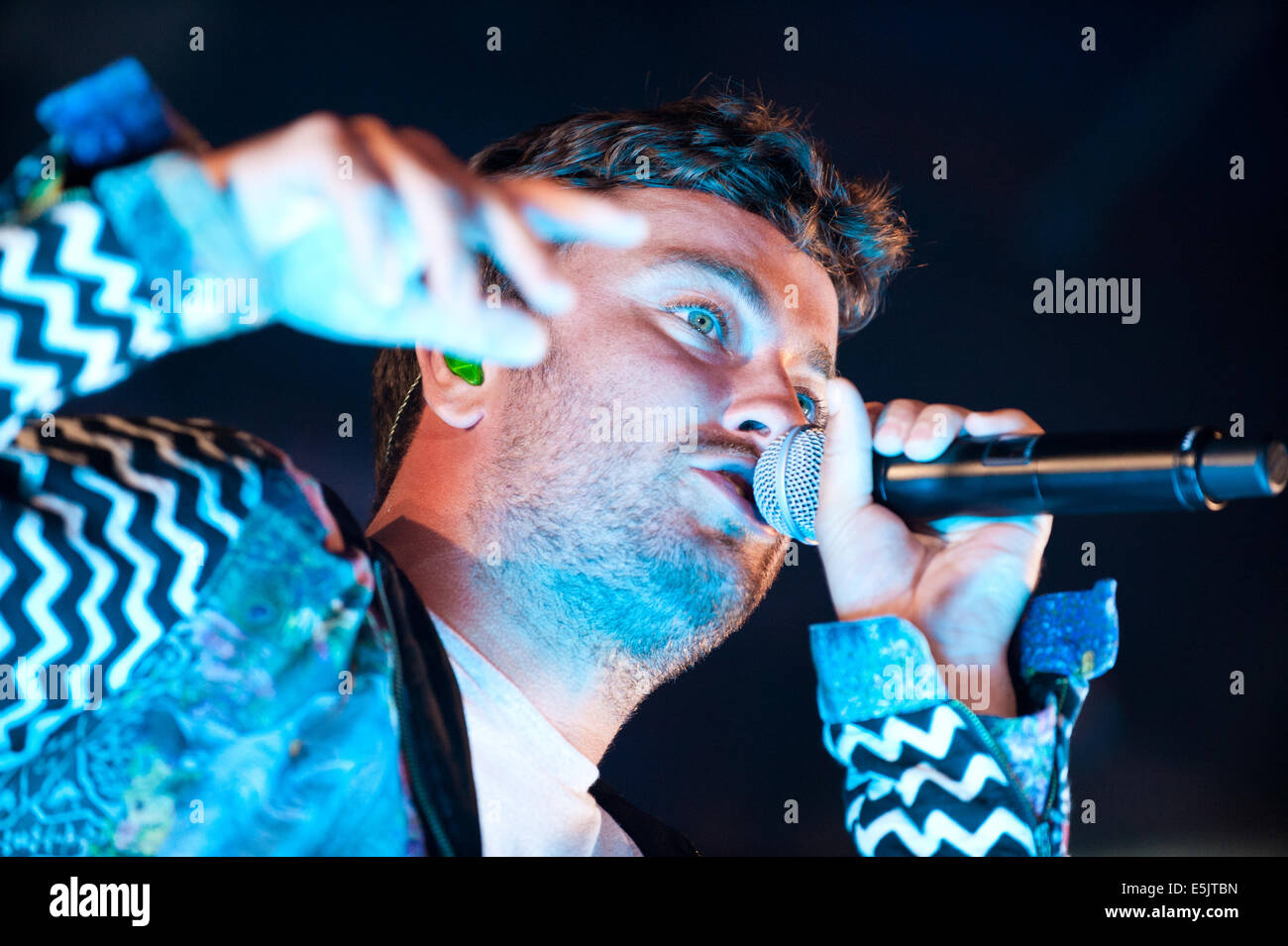 German rap music hi-res stock photography and images - Alamy