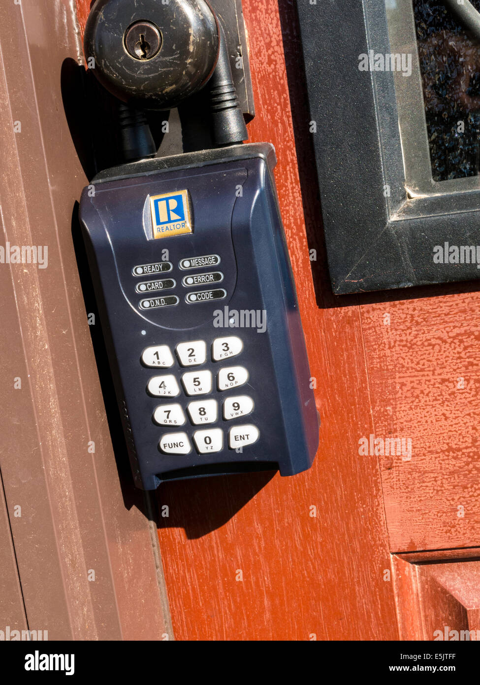 Real estate house logo hi-res stock photography and images - Alamy