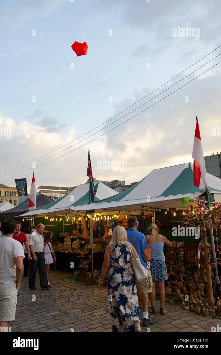 An Arrow Balloon points to the Merchant City during the Festival 2014 ...