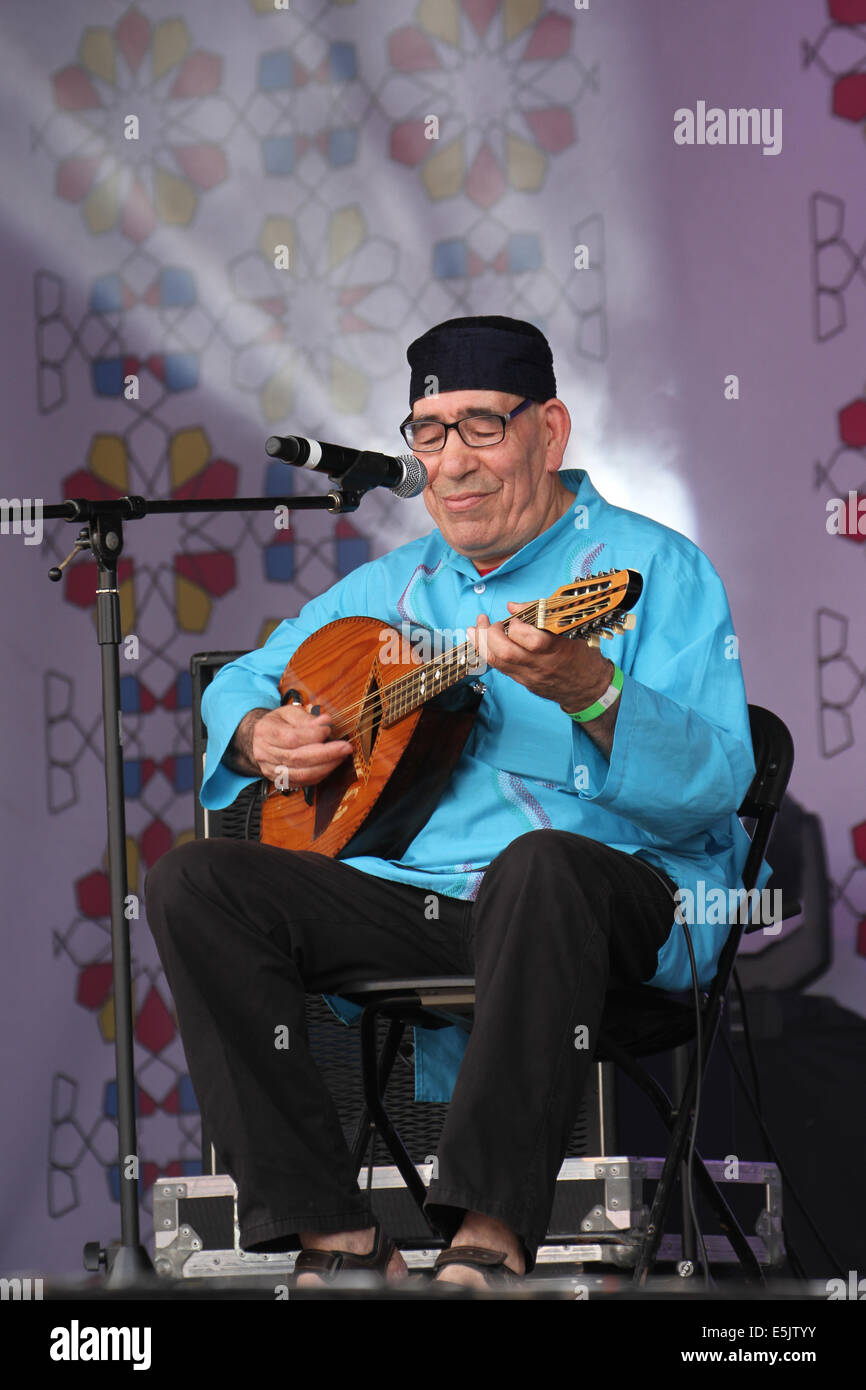 Algerian music hi-res stock photography and images - Alamy