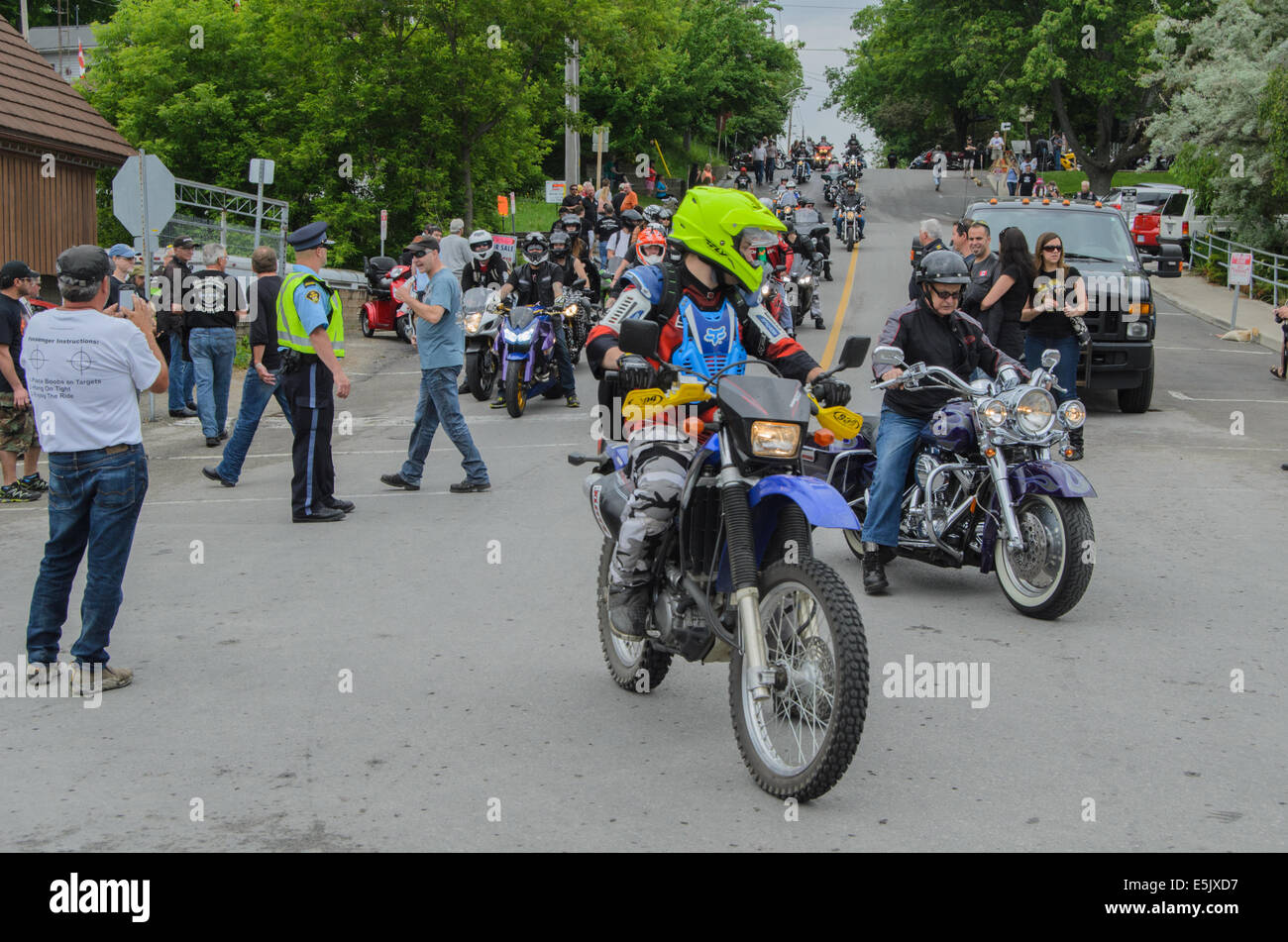 Opp ontario provincial police motorcycle High Resolution Stock ...