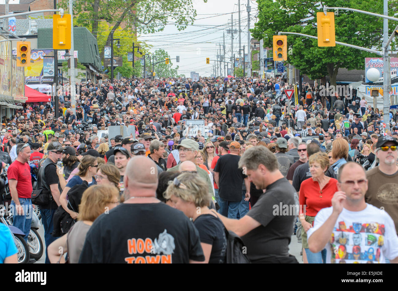 View of the crowd attending the "Friday the Thirteenth" motorcycle ...
