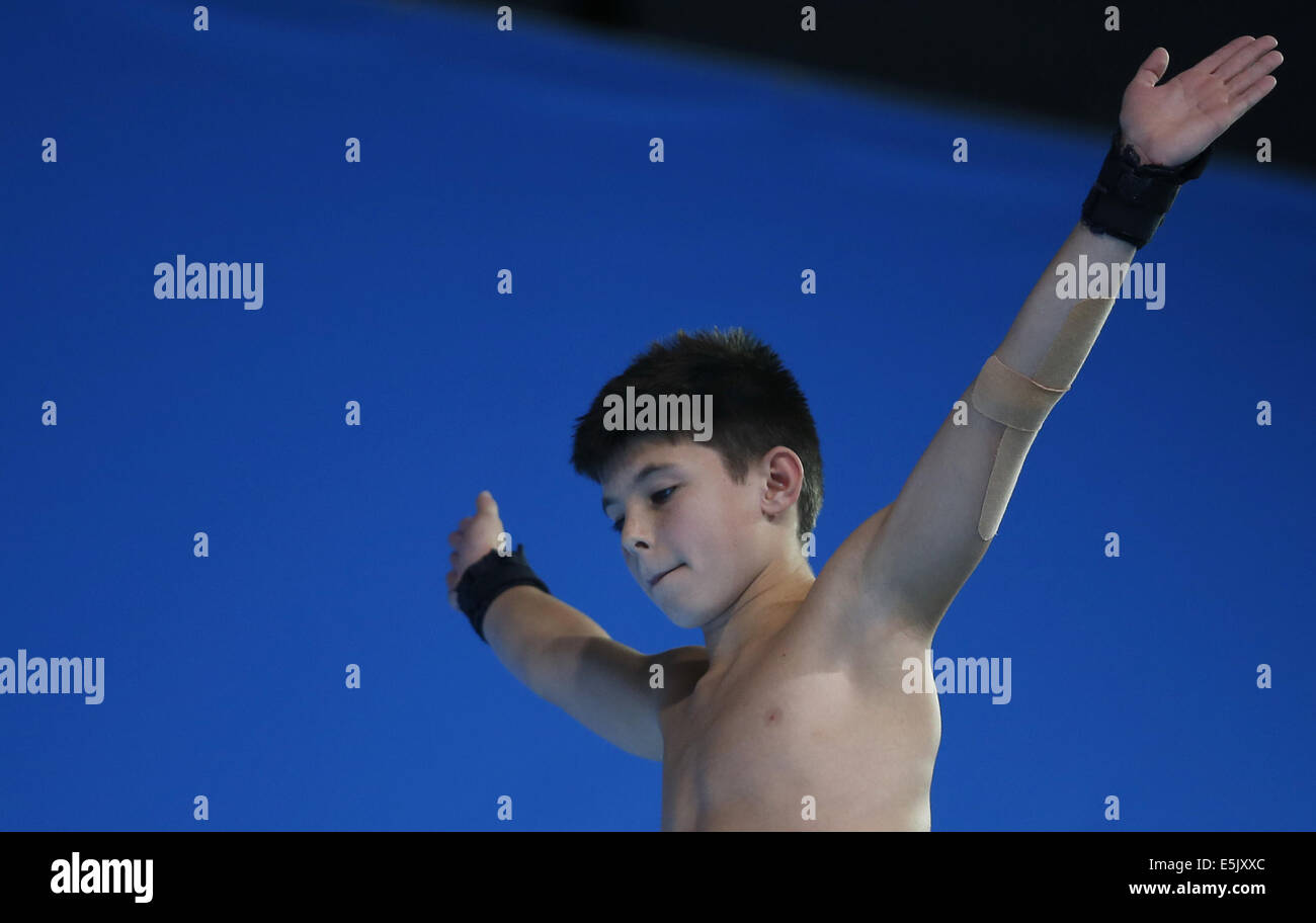 Diver matthew dixon hi-res stock photography and images - Alamy