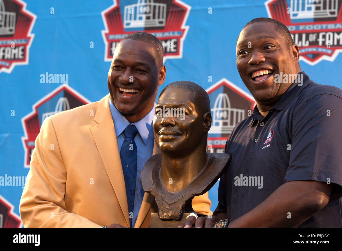 Canton, Ohio, USA. 2nd Aug, 2014. Hall of Fame Tampa Bay teammates ...