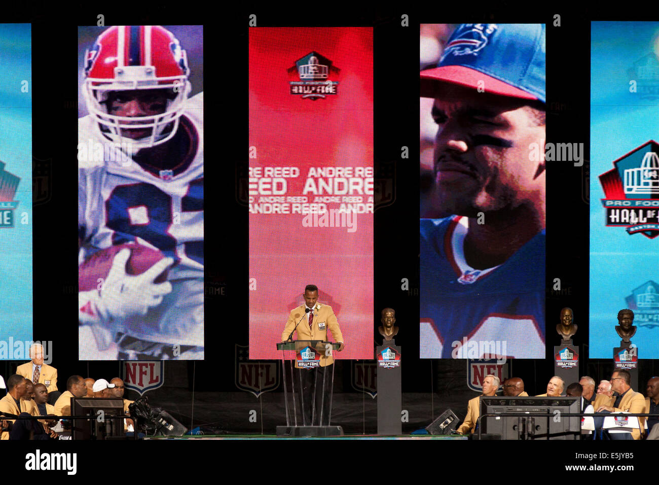 Canton, Ohio, USA. 2nd Aug, 2014. ANDRE REED addresses the crowd at his ...