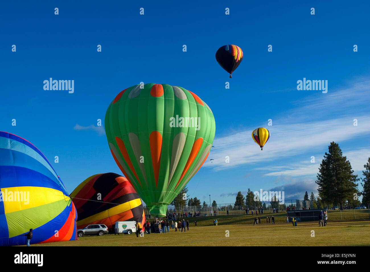 Hot air balloon, Balloons over Bend, Bend, Oregon Stock Photo - Alamy