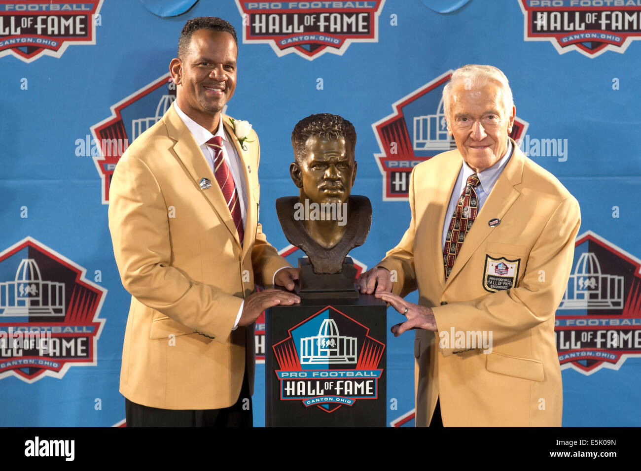 Canton, Ohio, USA. 2nd Aug, 2014. ANDRE REED and his presenter MARV ...