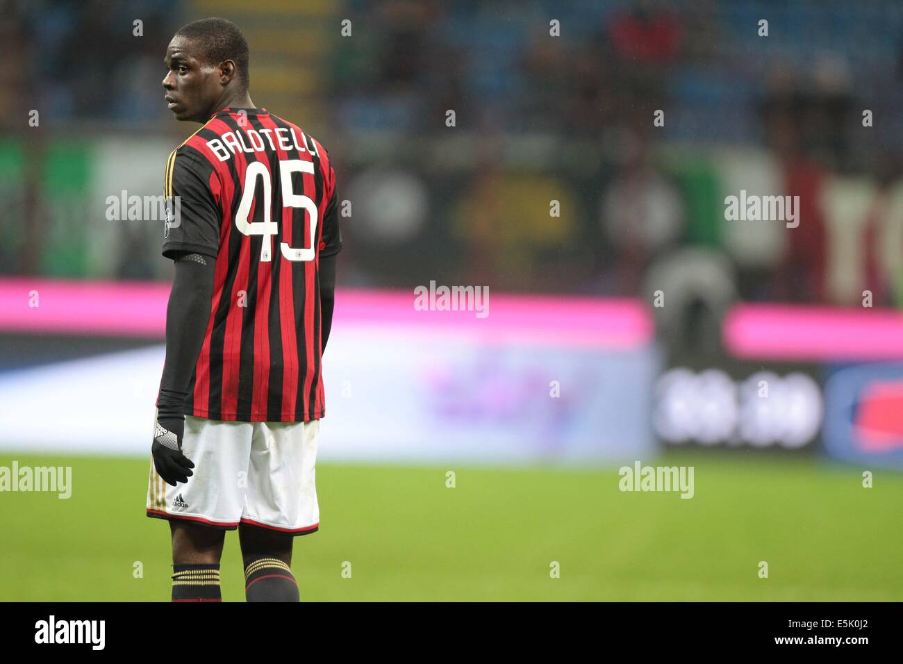 Milan, Italy. 23rd Nov, 2013. Mario Balotelli (Milan) Football/Soccer ...
