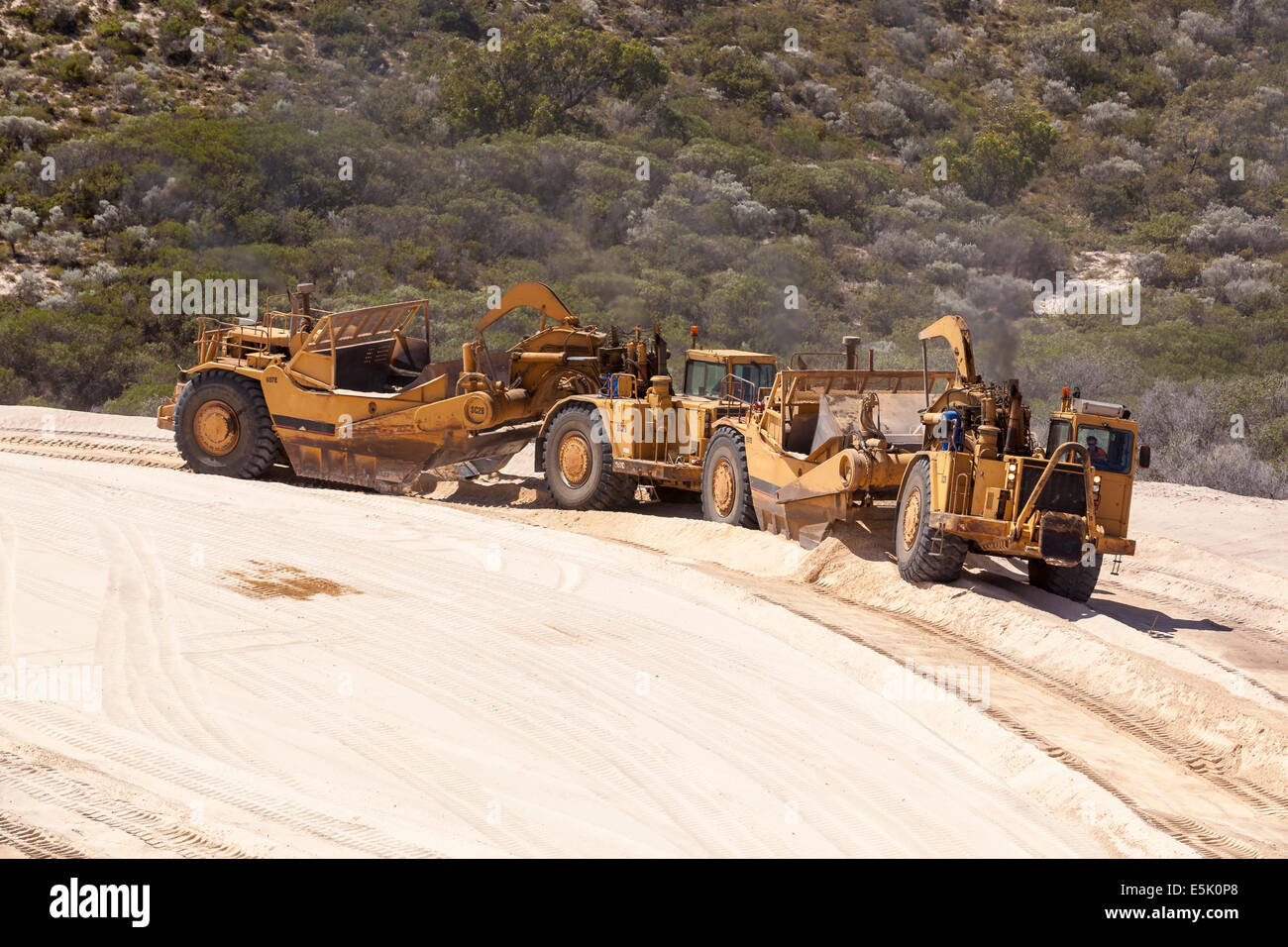 Ground moving machine hi-res stock photography and images - Alamy