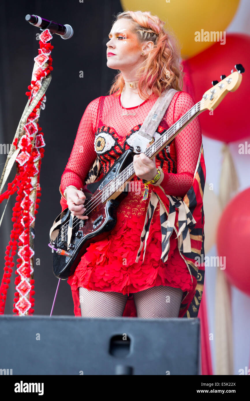 Kate nash concert hi-res stock photography and images - Alamy