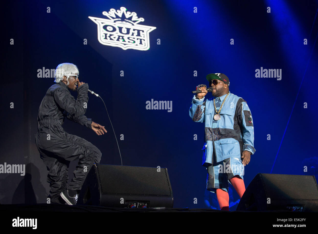 Big boi andre 3000 outkast hi-res stock photography and images - Alamy
