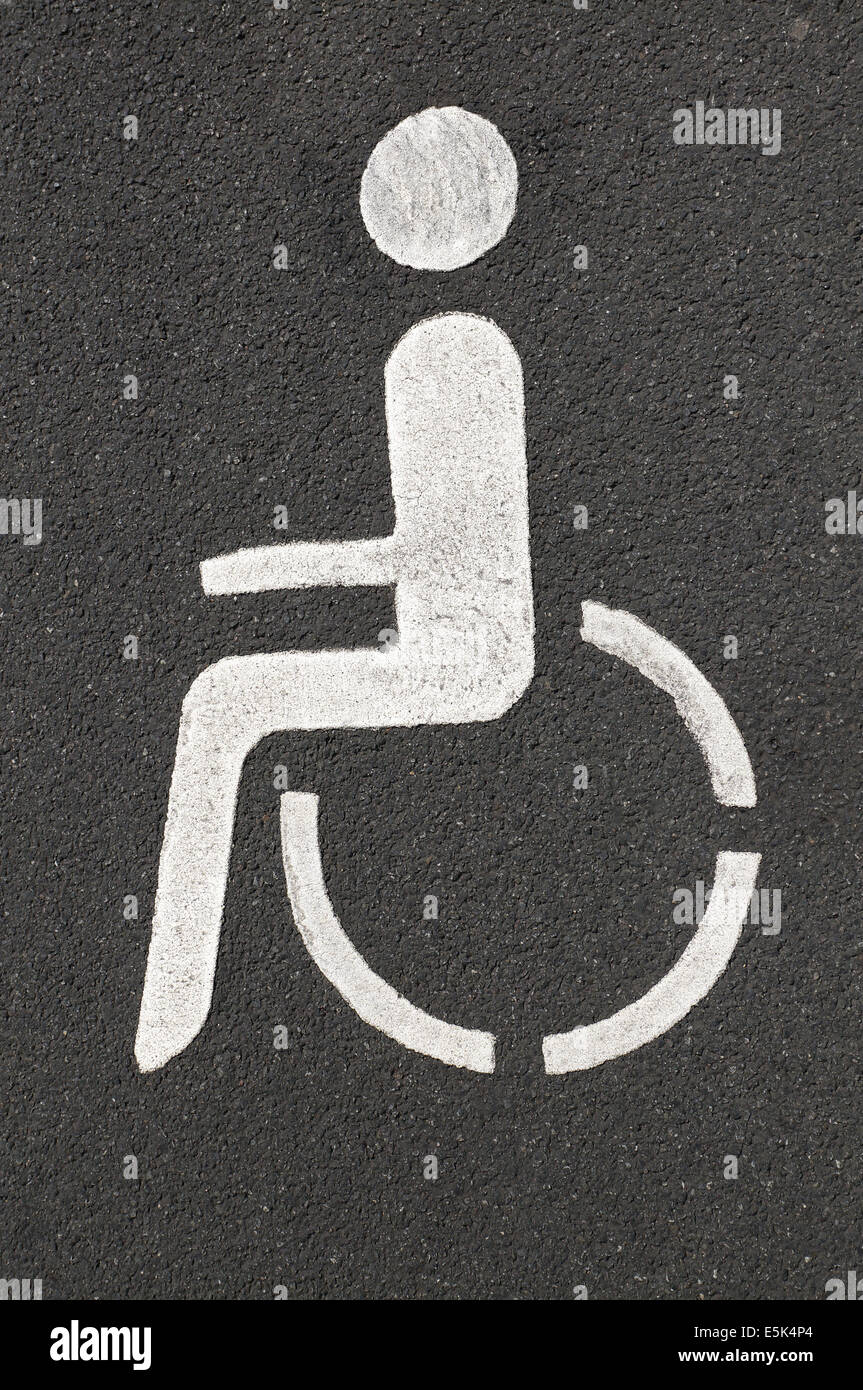 handicapped parking space for the disabled Stock Photo - Alamy