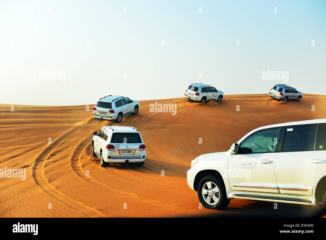 The Dubai desert trip in off-road car is major tourists attraction in ...