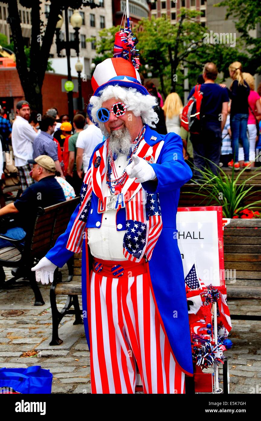 Dressed as uncle sam hi-res stock photography and images - Alamy