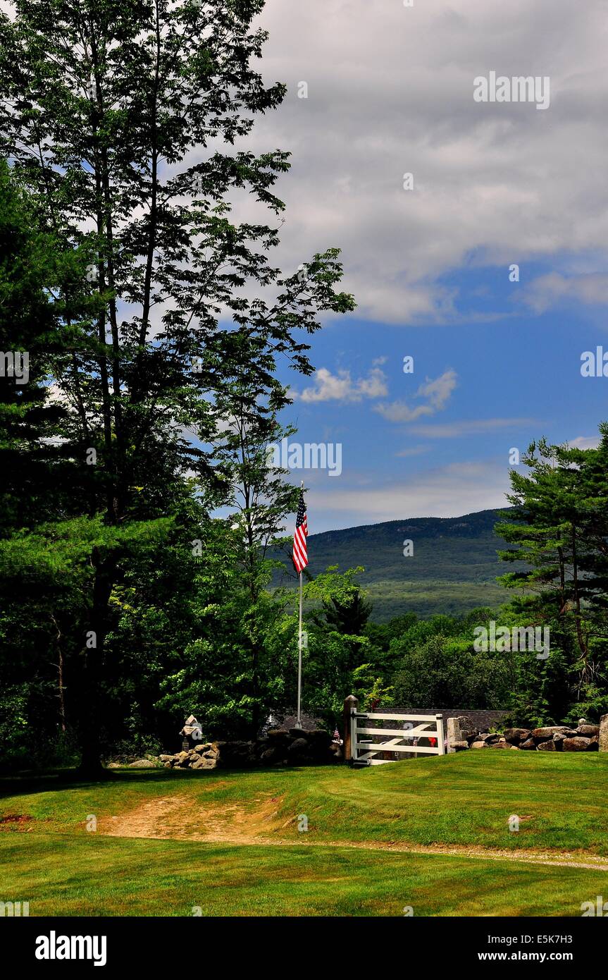 JAFFREY CENTER, NEW HAMPSHIRE: An American flag flies over the Original ...