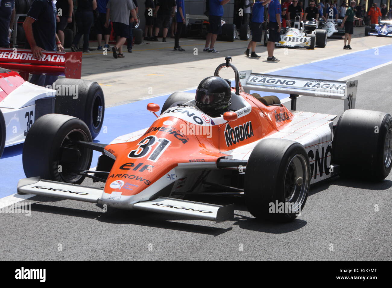 Formula 1 car arrows hi-res stock photography and images - Alamy
