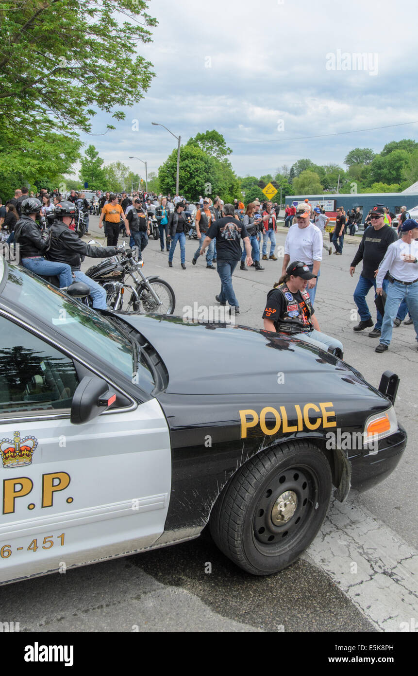 Ontario provincial police hi-res stock photography and images - Alamy