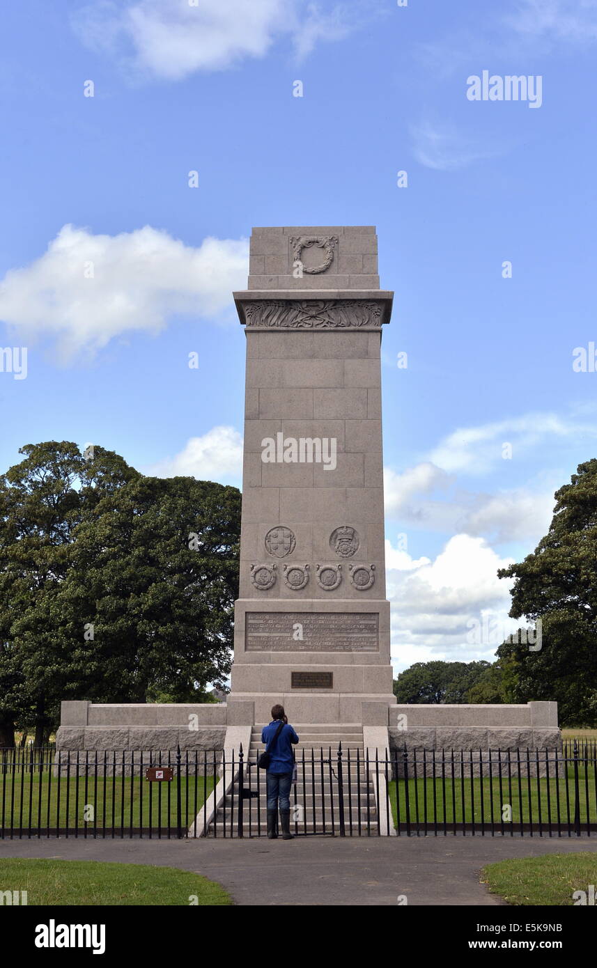 Carlisle, UK. 3rd Aug, 2014. The Cenotaph War Memorial in Rickerby Park ...