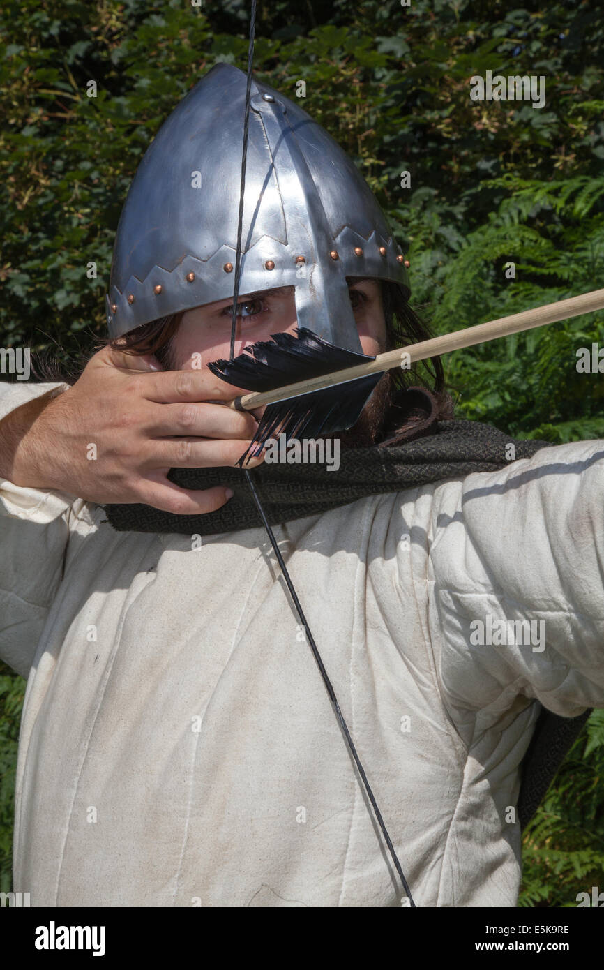 Male archer taking aim at a target hi-res stock photography and images ...