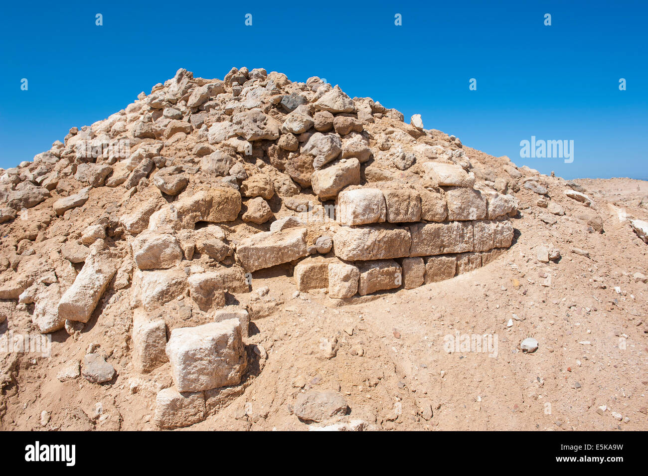 Remains of old abandoned roman fort ruins on Red Sea coastline Stock ...